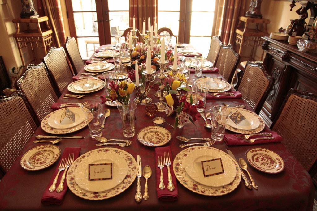 What’s On My Table: Thanksgiving | At Home With Friends